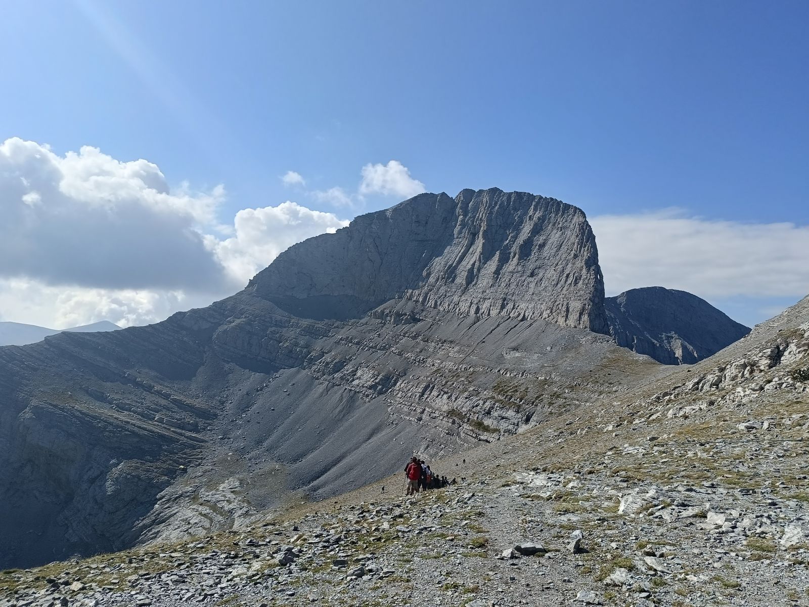 Olimp przez Płaskowyż Muz. Wśród bogów, narciarzy i obciętych głów ...